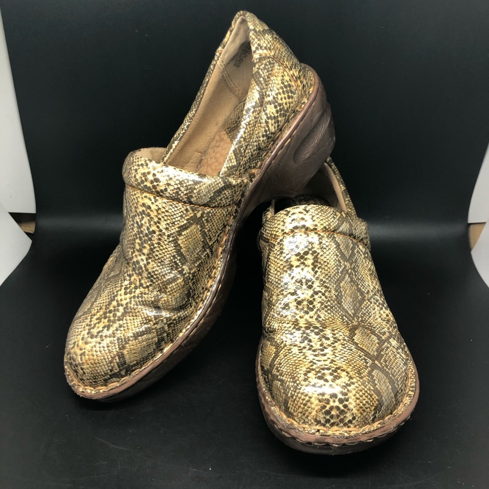 Boc Born Concept Snake Print Leather Clogs Size 8 - Gem